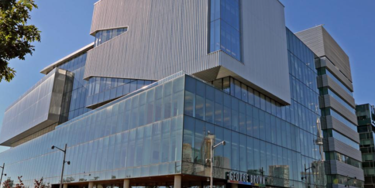 【トロント人気公立カレッジ】George Brown College（GBC）ってどんなカレッジ？ | メープル・エデュケーション留学センター